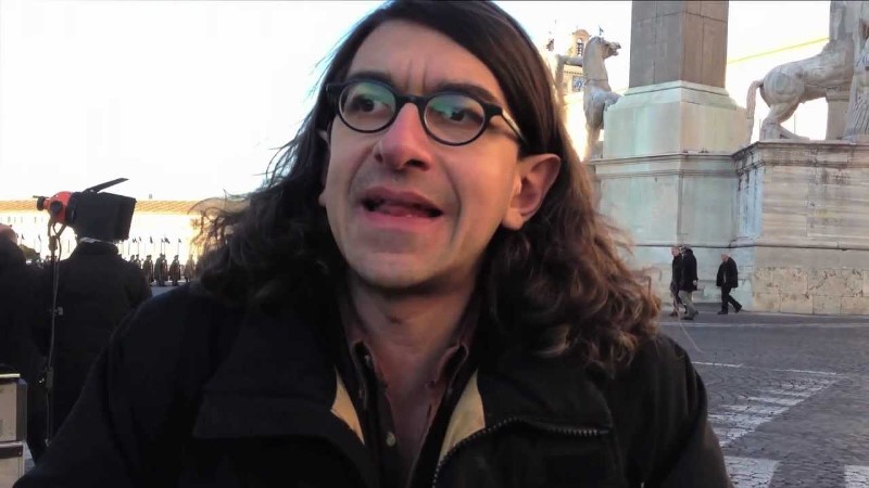 Paolini: "Non farò mai più il disturbatore tv"