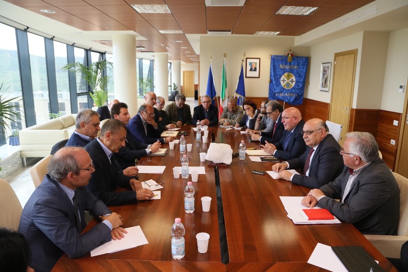 “Calabria Verde”: incontro di Oliverio e Mariggiò con i rappresentanti ...