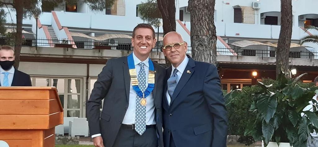 Cambio del martello al Rotary Club di Catanzaro Tre Colli, da Enzo ...