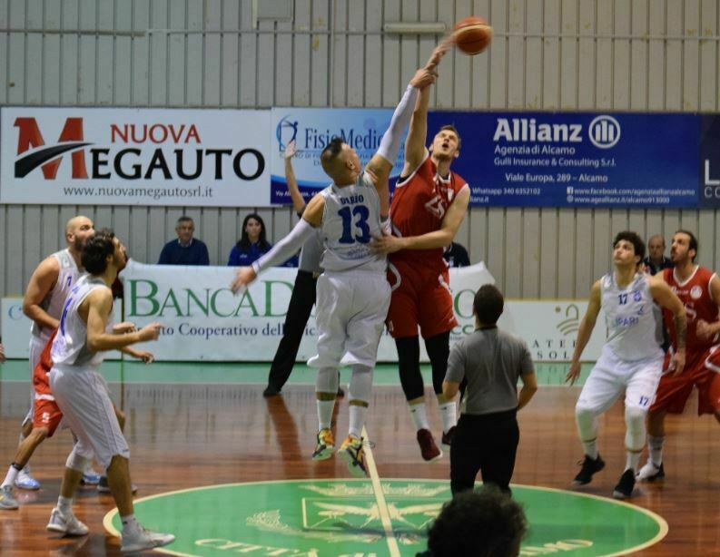 Basket, il nuovo calendario della Gold & Gold Messina: esordio a Mili ...