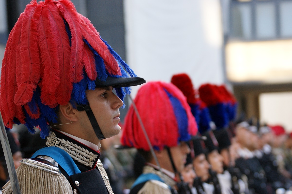 Concorso pubblico per la formazione di base di 65 Allievi Ufficiali ...