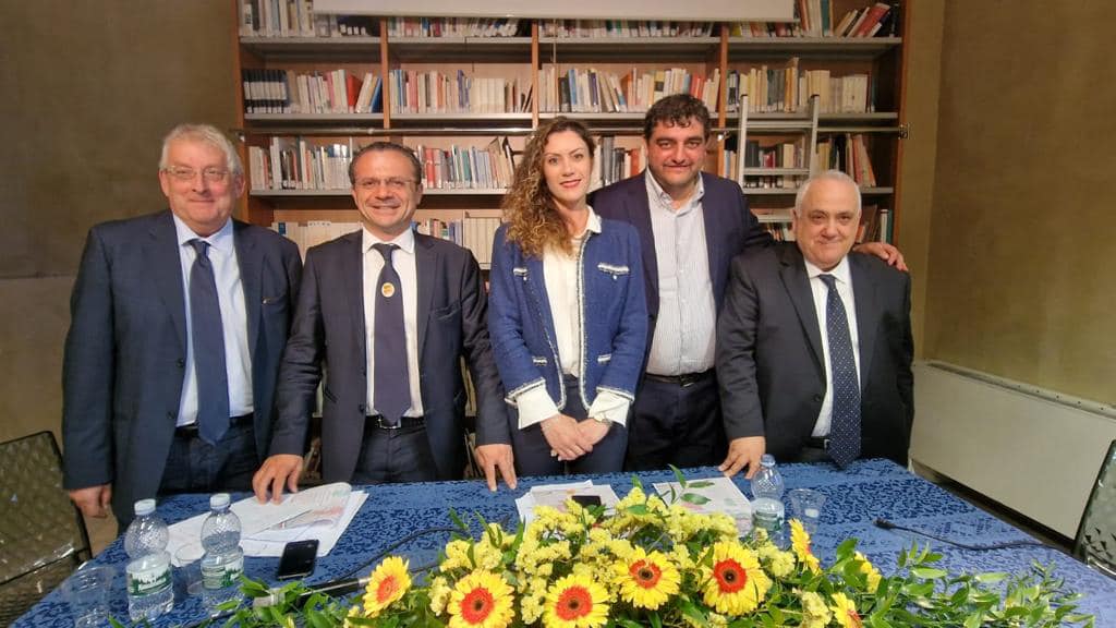 De Luca in Calabria: "l'autonomia differenziata aumenterà le ...