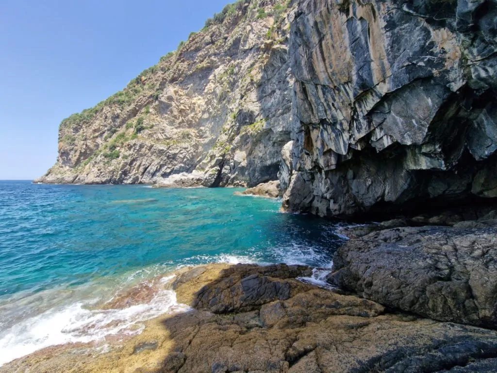 Palmi, escursione mozzafiato da Cala Rovaglioso alla Marinella | FOTO e ...