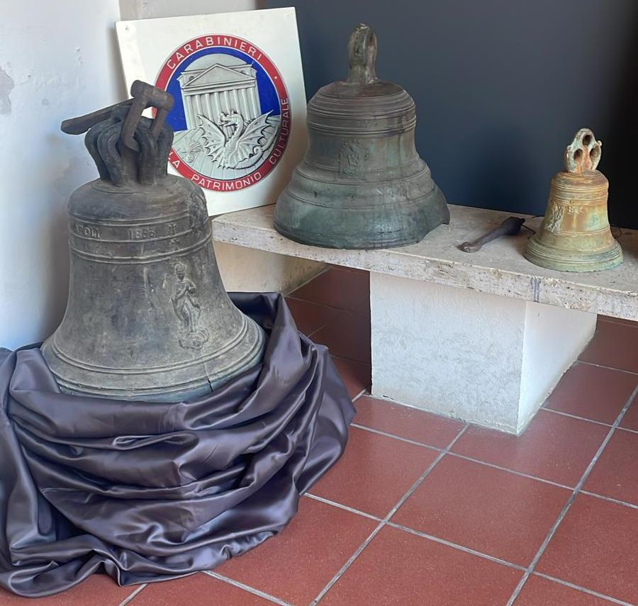 Reggio Calabria, tre preziosissime Campane di Bronzo stavano per essere ...