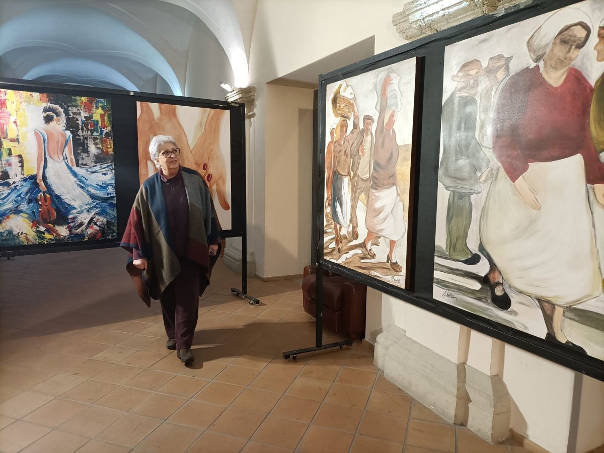 "L’arte nei miei sogni": la pittrice lametina Mara Leone espone al ...