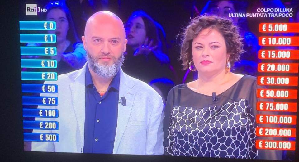 I reggini Angela Putortì e Giovanni Puleo ai pacchi di Amadeus