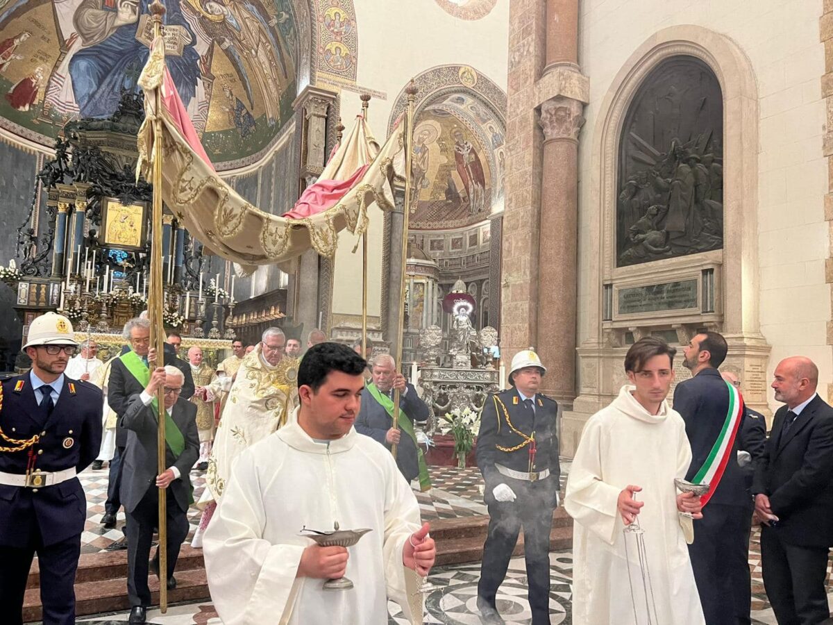 Messina, processione del Corpus Domini con il Vascelluzzo