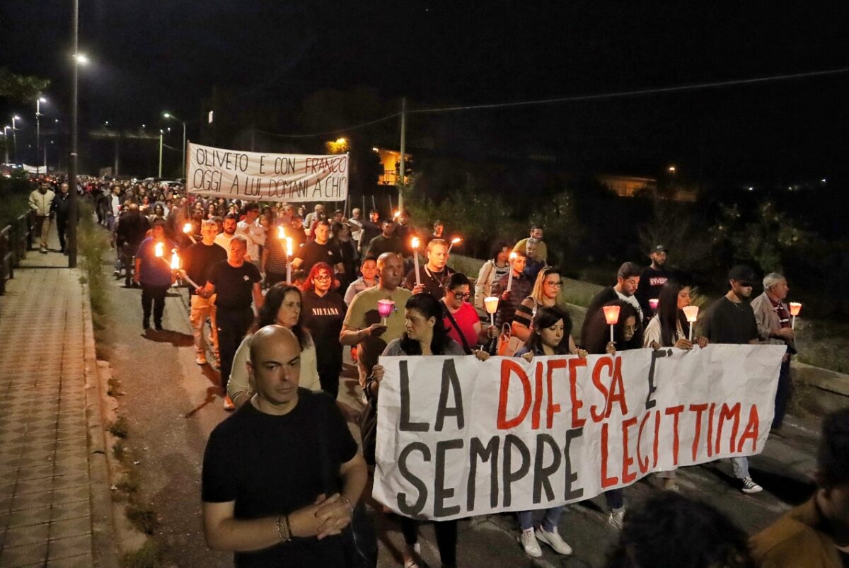 "La difesa è sempre legittima", migliaia in piazza per Putortì