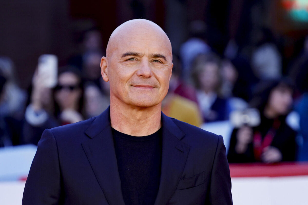 Zingaretti: "Sicilia bella e magica". E sul ritorno di Montalbano...