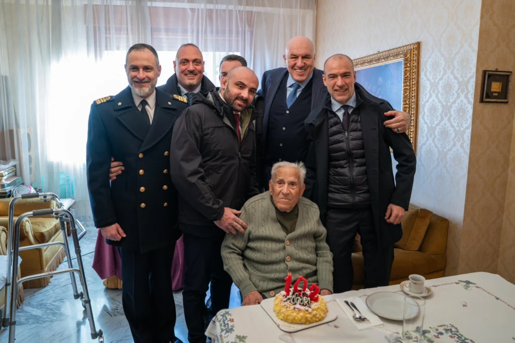 Il Ministro Crosetto festeggia il papà di Angelo Bonelli, ex ...