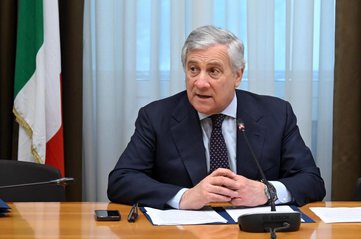 Tajani chiude a ogni accordo con la sinistra: “Forza Italia è ...