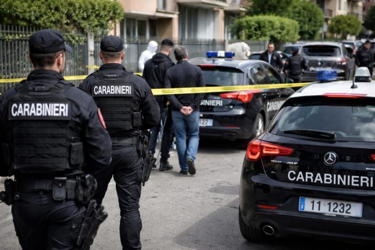 Catania, omicidio per dissidi su droga: due arresti, uno è il figlio di ...