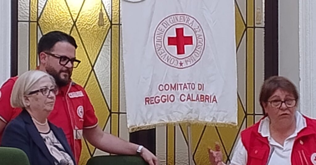 Cuore, ascolto e speranza durante il Covid: la Croce Rossa di Reggio ...