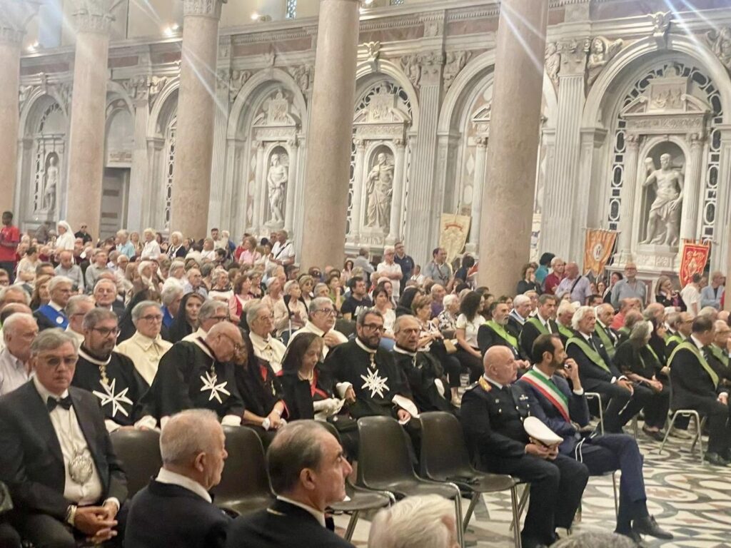 Corpus Domini, a Messina la suggestiva processione del Vascelluzzo tra ...