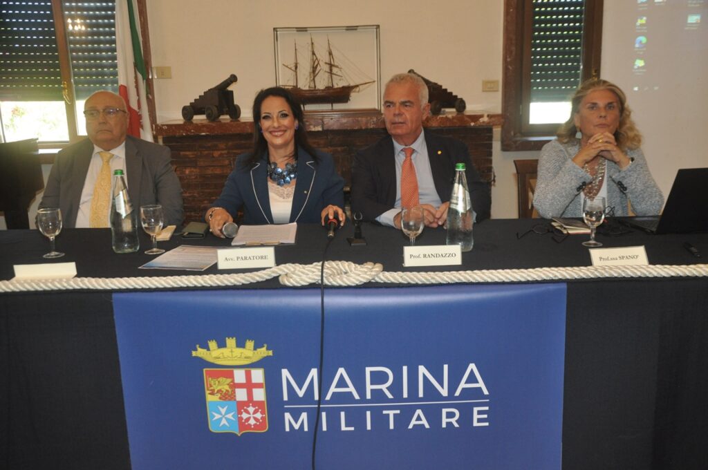La Zona Falcata di Messina tra passato e futuro: un confronto tra ...