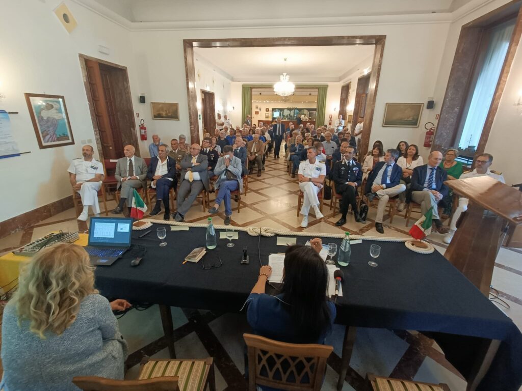 La Zona Falcata di Messina tra passato e futuro: un confronto tra ...