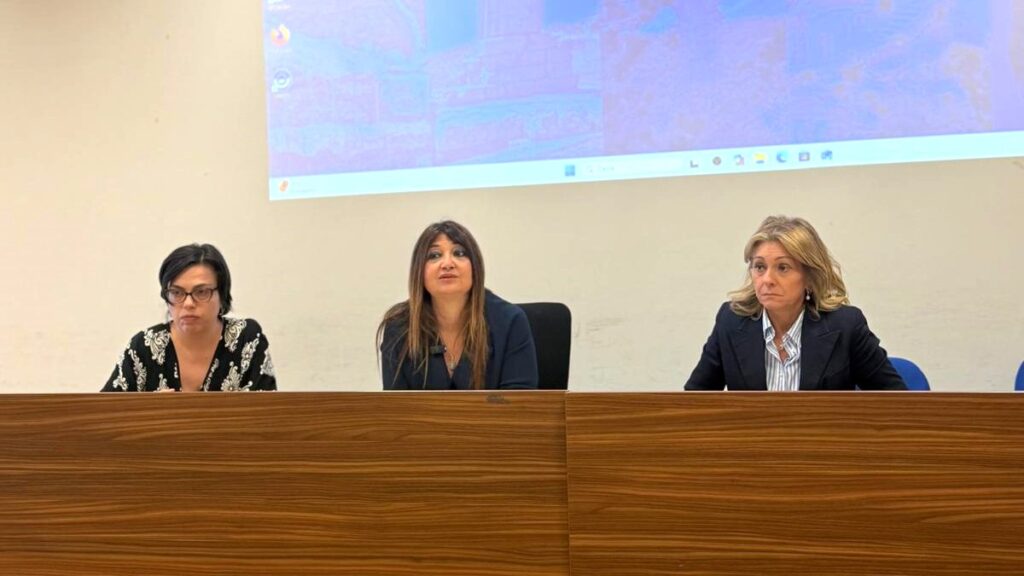 "Discutiamone a scuola", il progetto dello psicologo in classe in ...